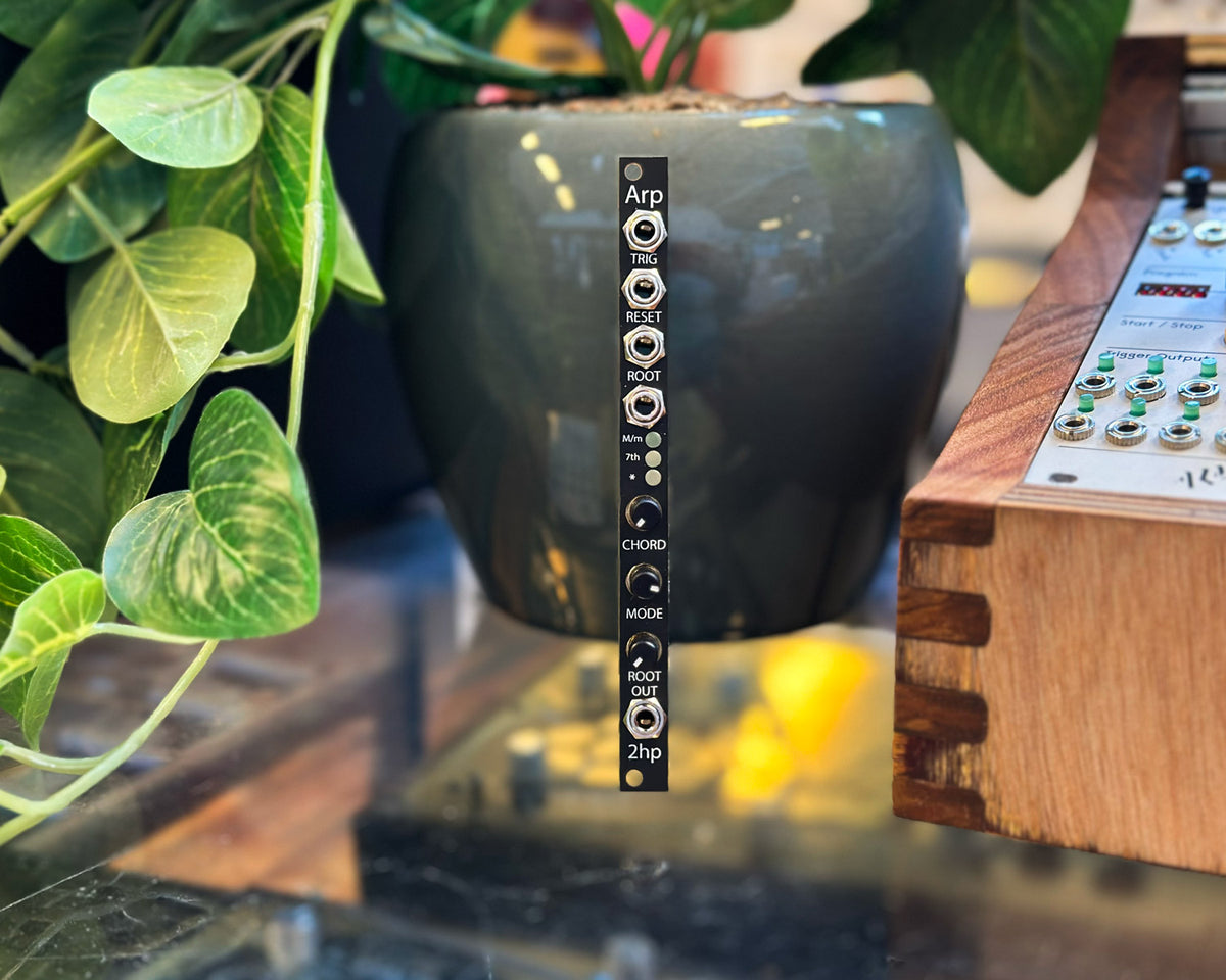 2hp Arp – Found Sound