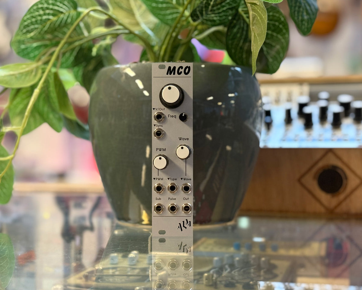 ALM Busy Circuits MCO – Found Sound