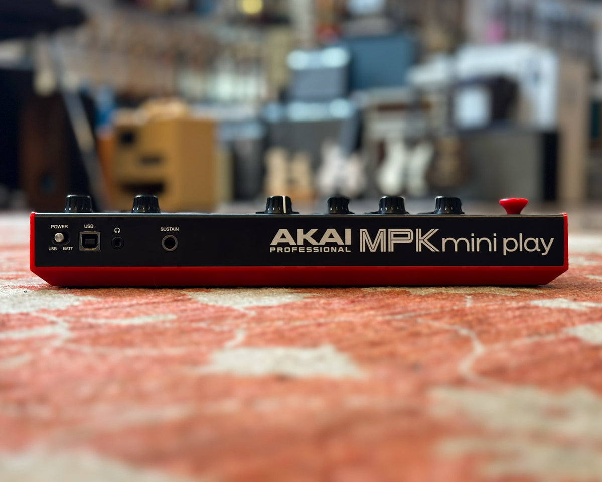 AKAI MPK mini Play – Found Sound