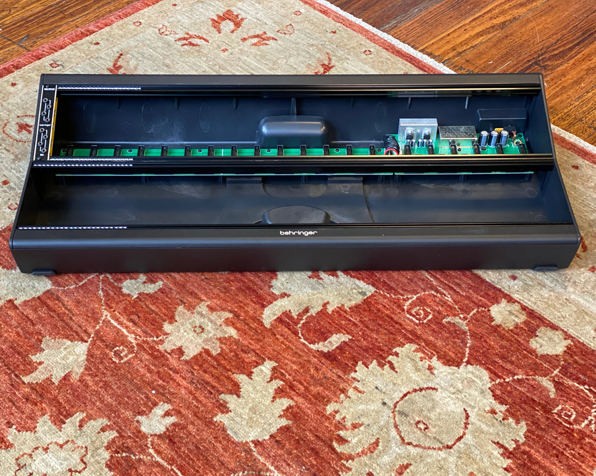 Behringer Eurorack Go Powered Module Case – Found Sound