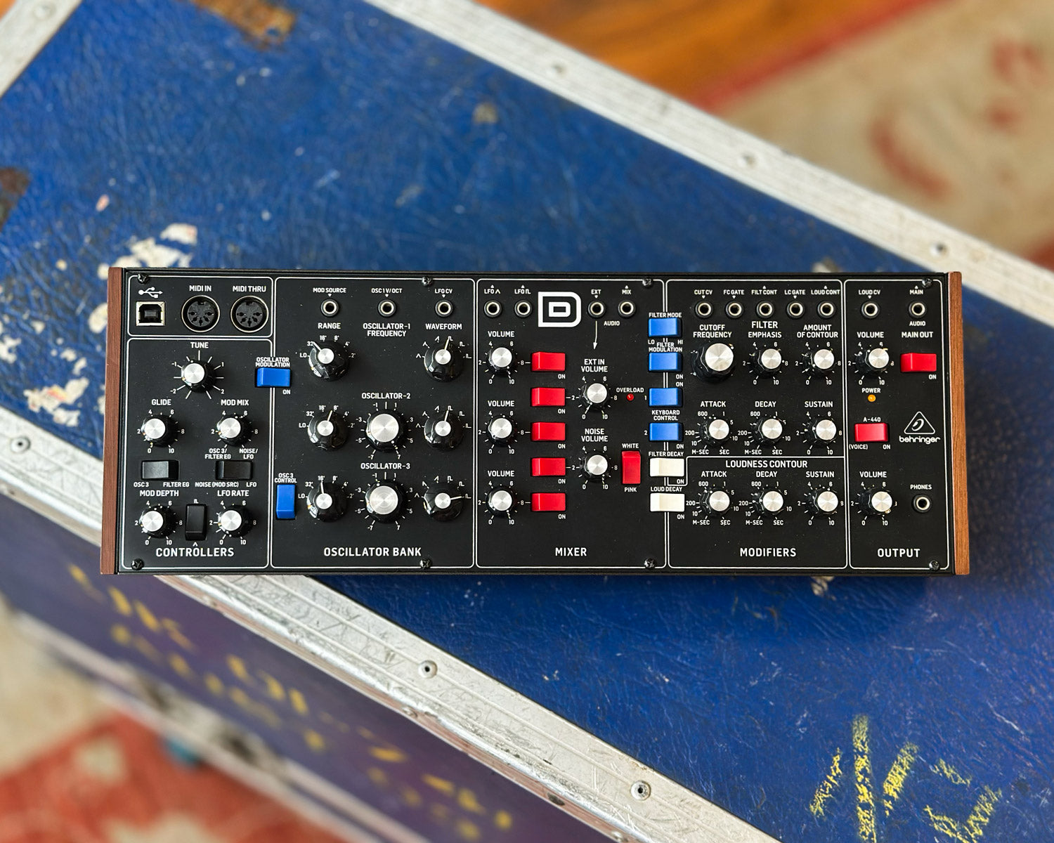 Behringer Model D Analog Synthesizer – Found Sound