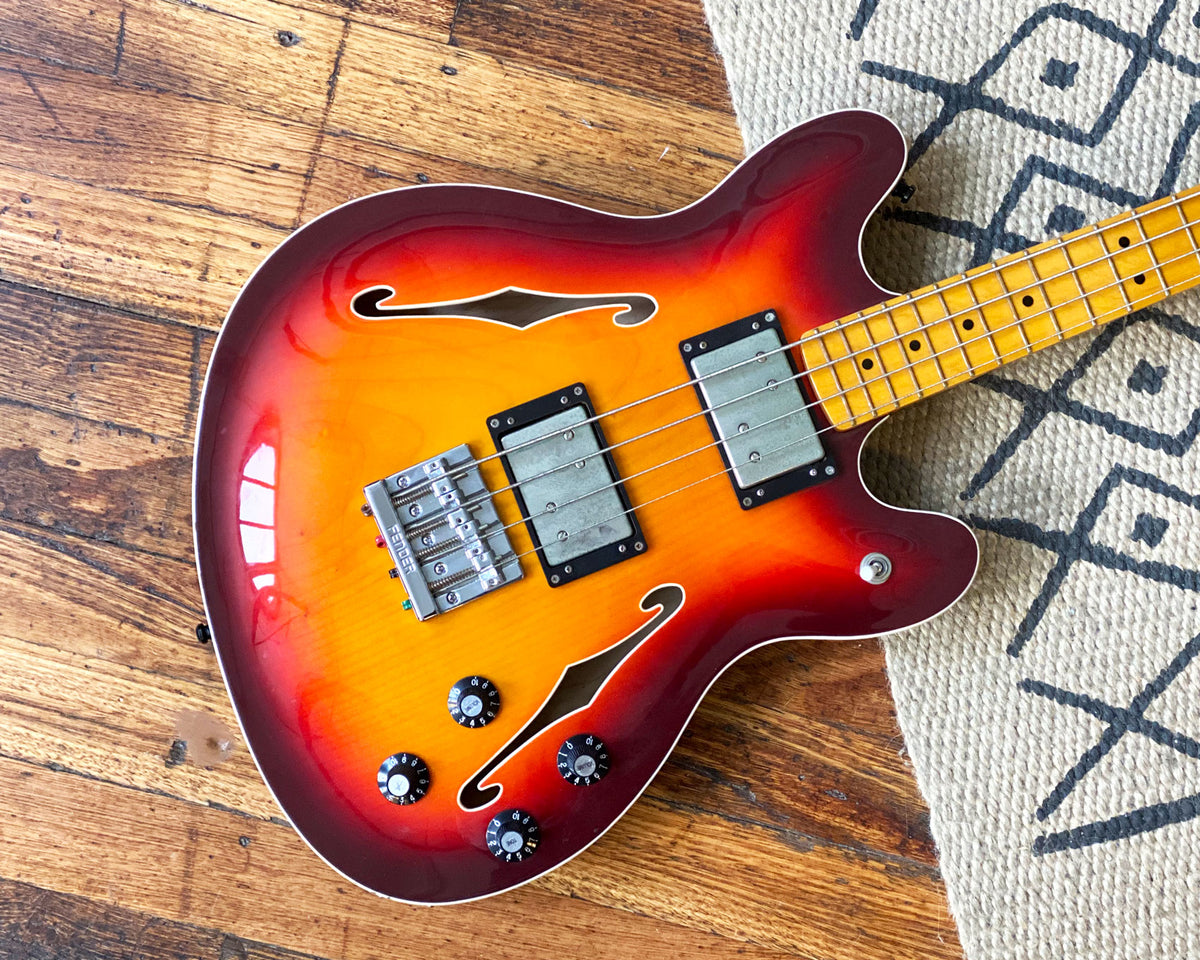 Fender Modern Player Starcaster Bass - Aged Cherry Burst – Found Sound