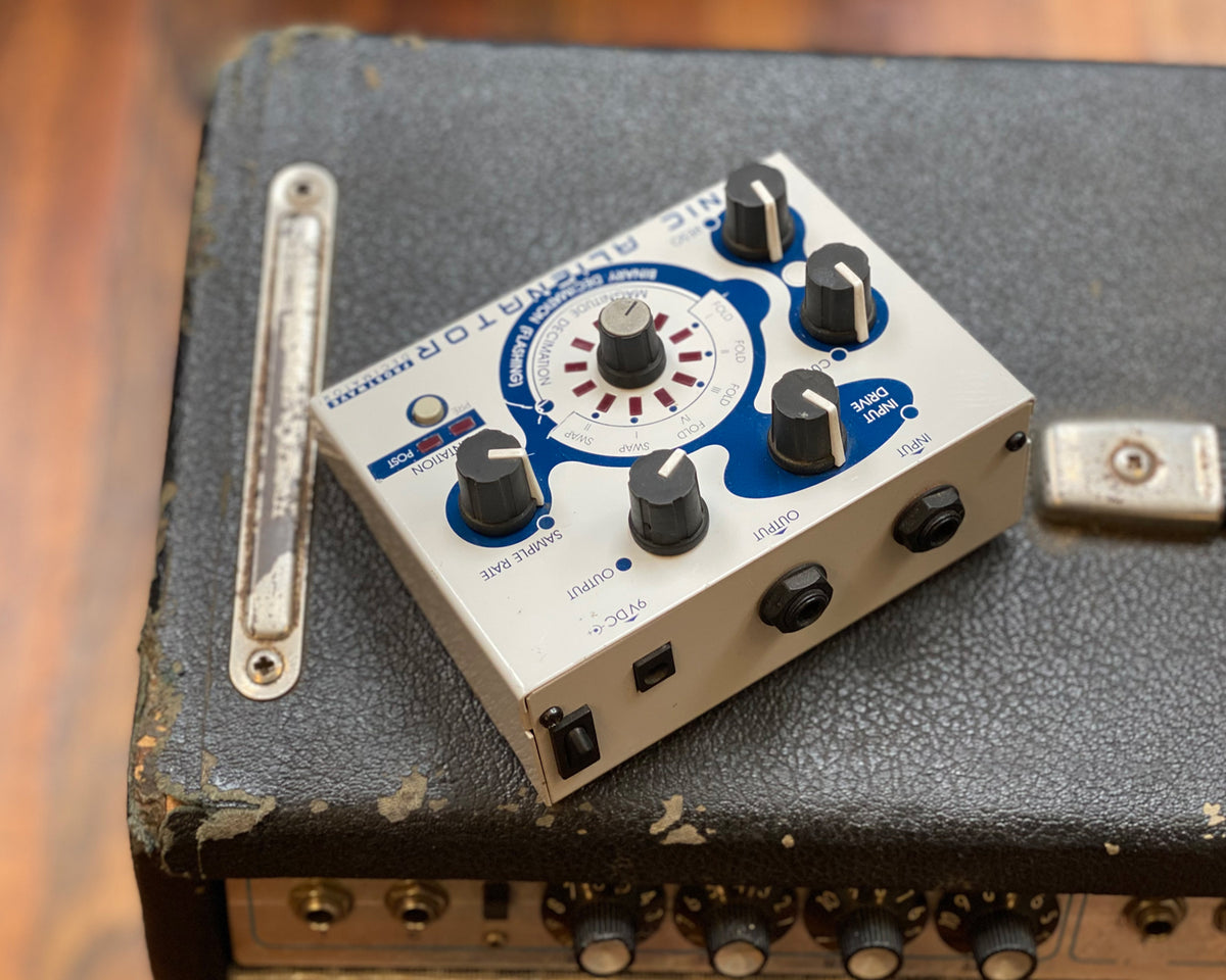 Frostwave Sonic Alienator Decimator Bit-Rate/Depth Reduction Device ...