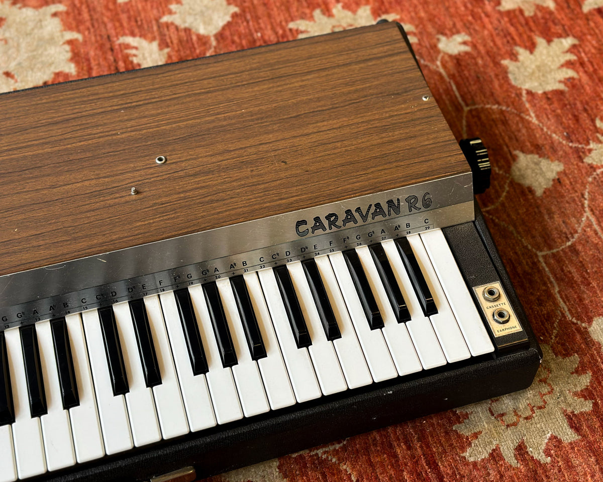 GEM / Galanti Caravan R6 Polyphonic Combo Organ - Made in Italy – Found ...