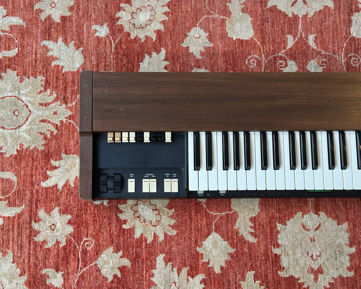 Hammond XB-2 Drawbar Organ – Found Sound