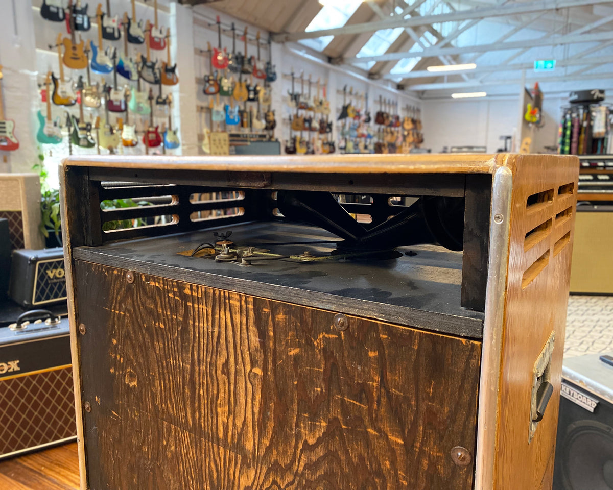 Leslie Model 910 – Found Sound