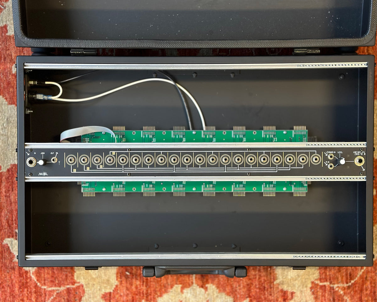 Make Noise 7U Steel CV Bus Case – Found Sound