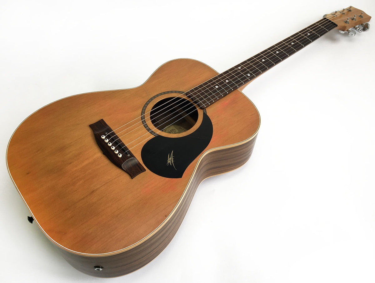 Maton EBG808L – Found Sound