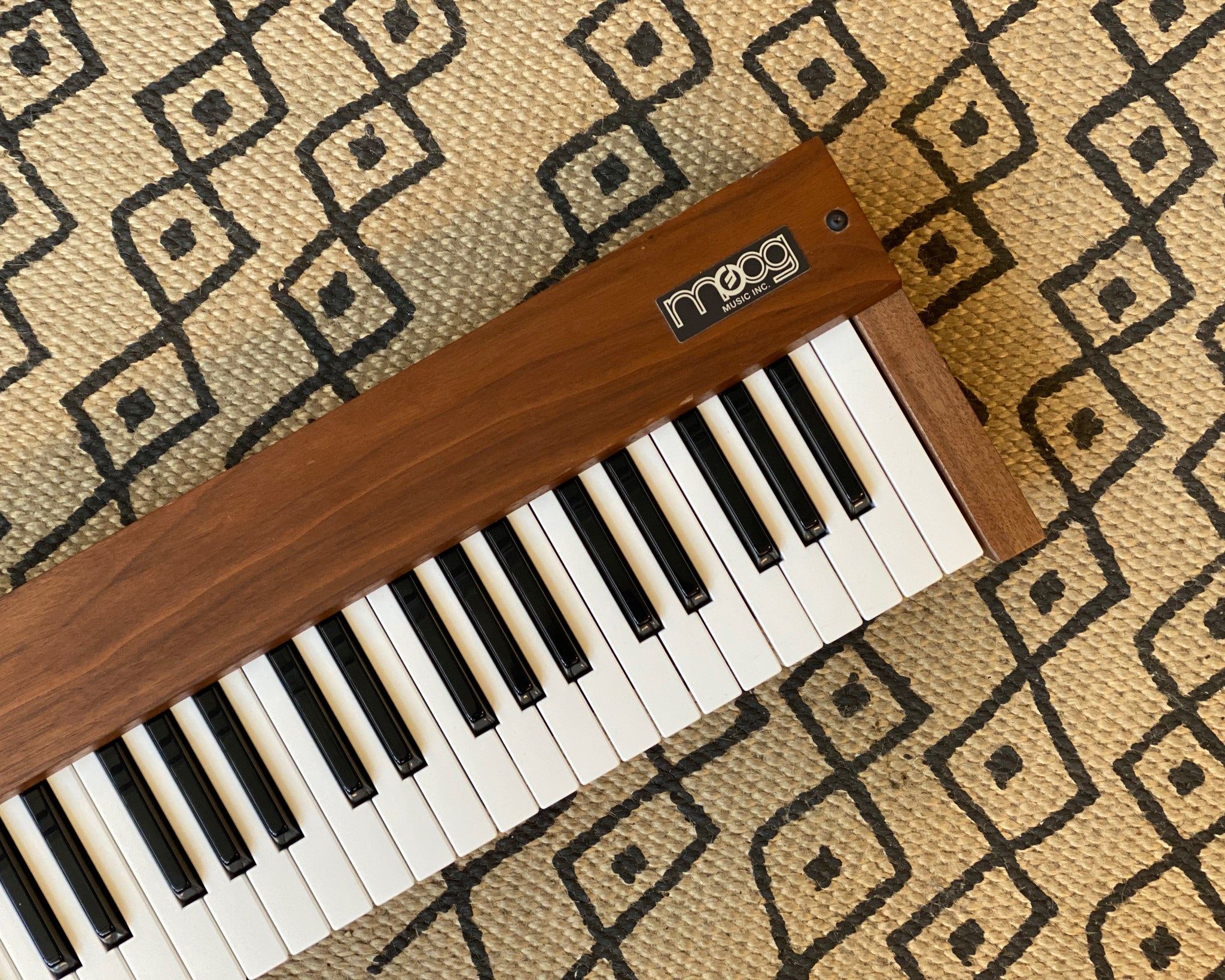 Moog 953 Duophonic 61 Note Keyboard - Walnut – Found Sound