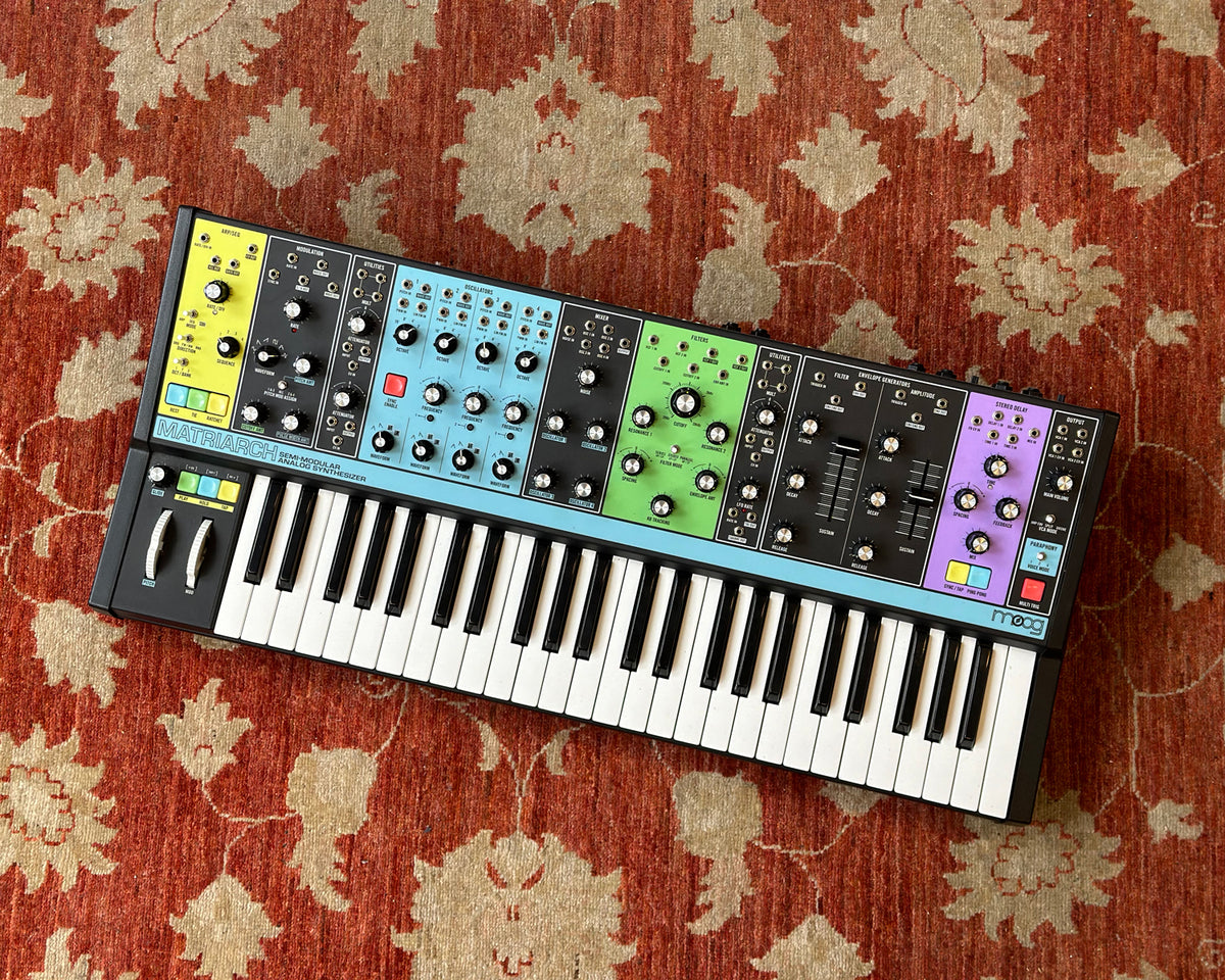 Moog Matriarch Patchable 4-note Paraphonic Analogue Synthesiser – Found ...