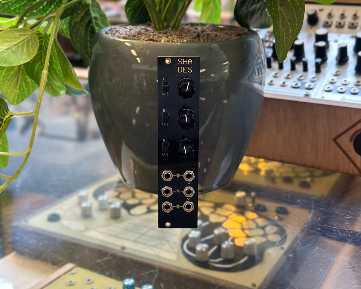 Mutable Instruments Shades (Alternative Black Panel) – Found Sound