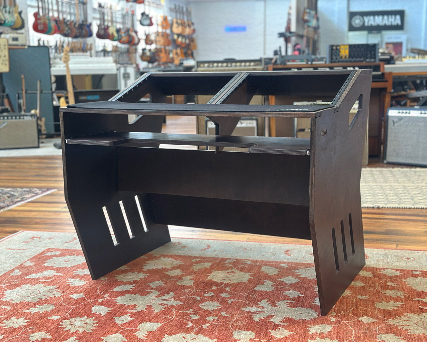 Pleko Apollo Mastering Desk – Found Sound