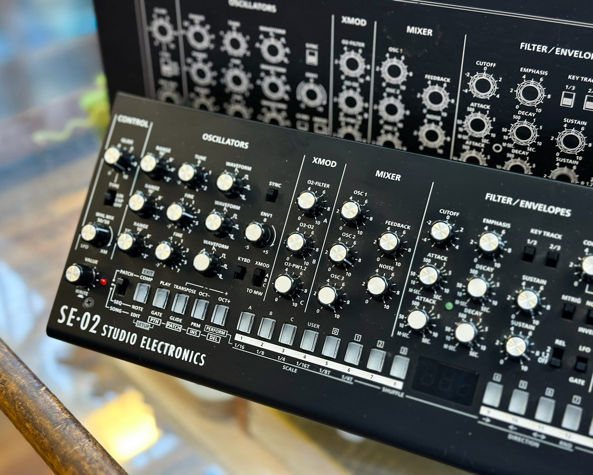 Roland SE-02 Analog Synthesizer w/ Original Box & Power Supply – Found ...