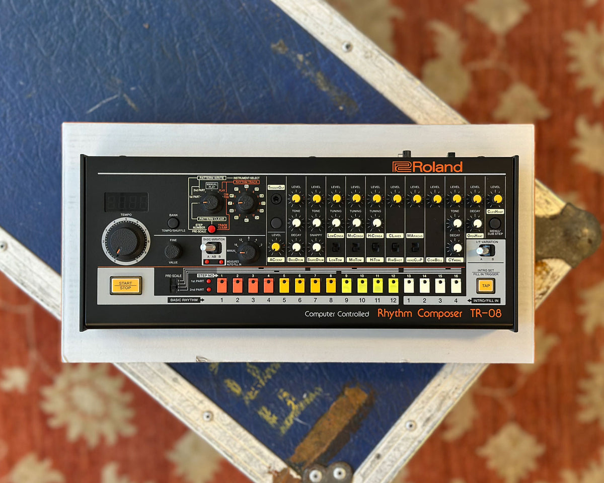 Roland TR-08 Rhythm Composer Drum Machine – Found Sound