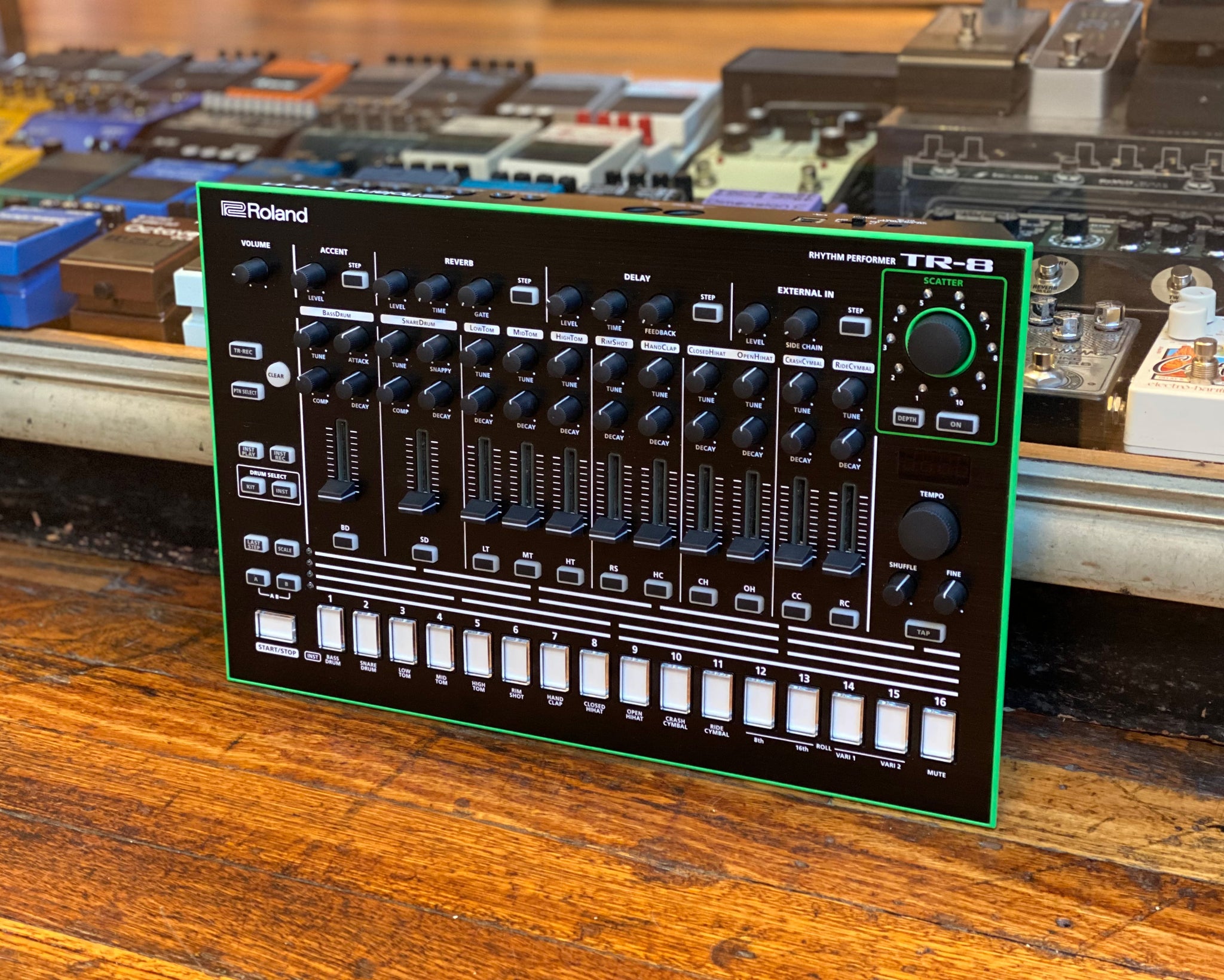 Roland TR-8 Rhythm Performer – Found Sound