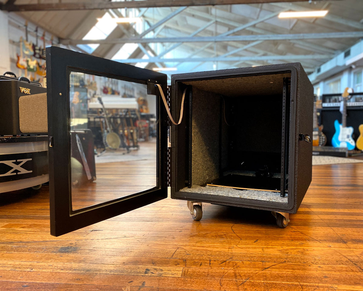 Sound Construction IsoBox Studio 12U – Found Sound