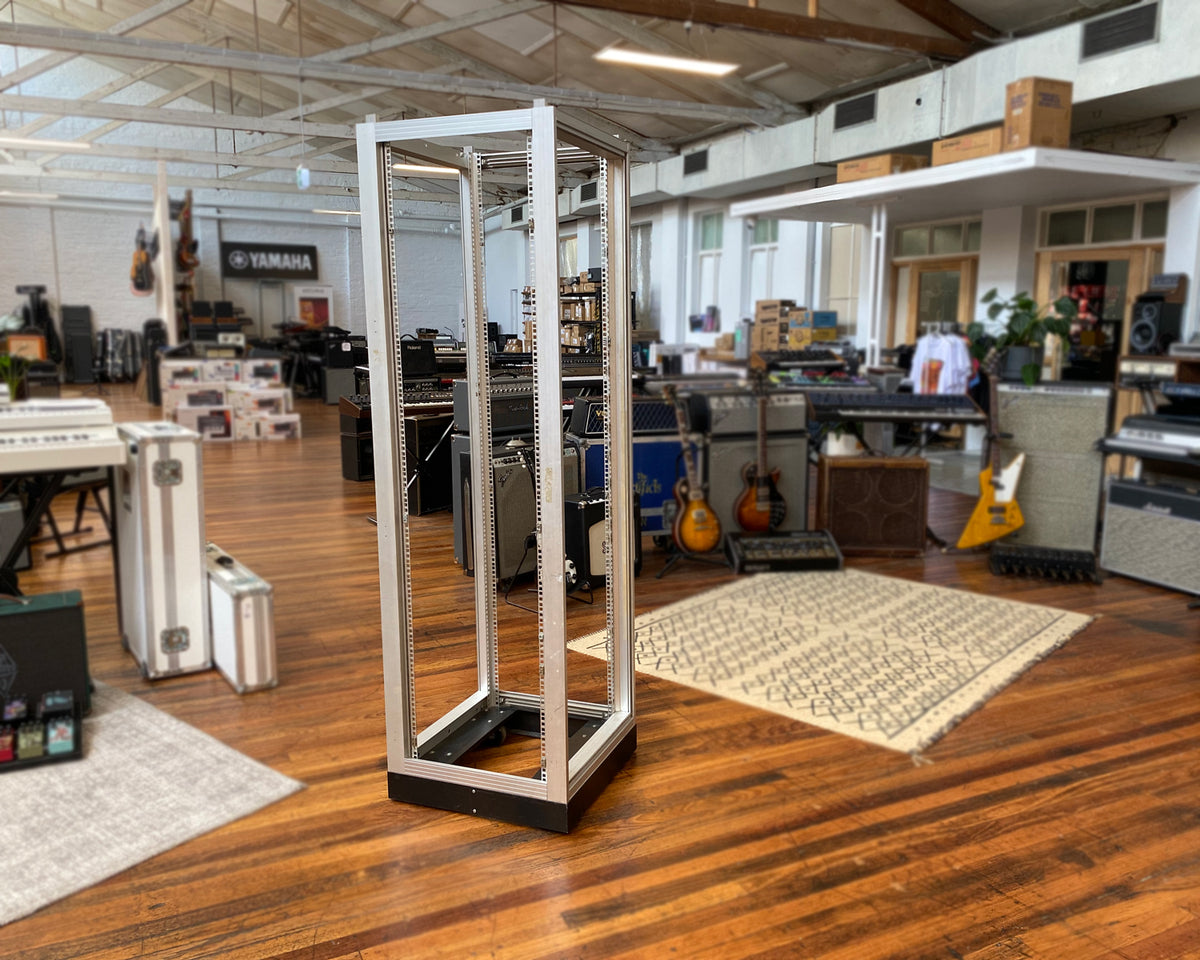 39U Studio Rack Stand – Found Sound