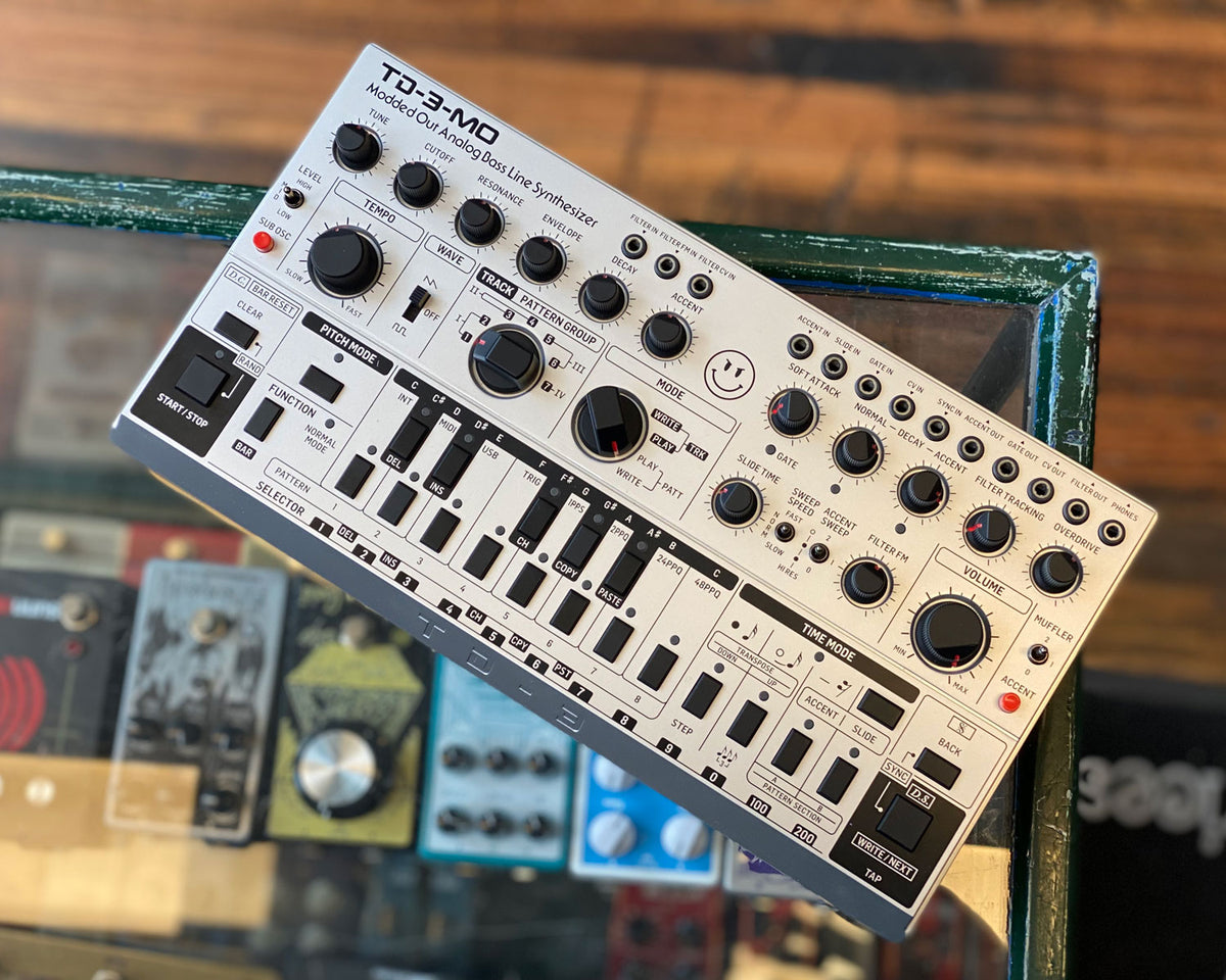 Behringer TD-3 MO SR Modded Out Silver Analog Bass Line Synth – Found Sound