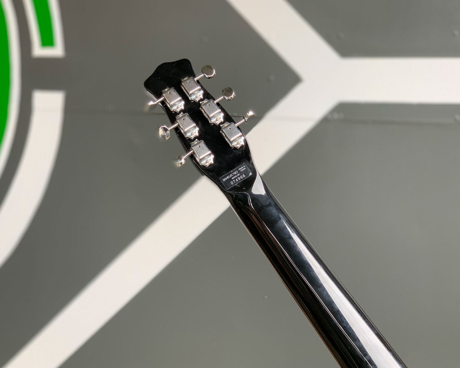 Danelectro DC59 – Found Sound