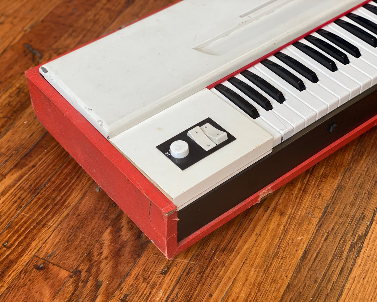 Hohner Clavinet C – Found Sound