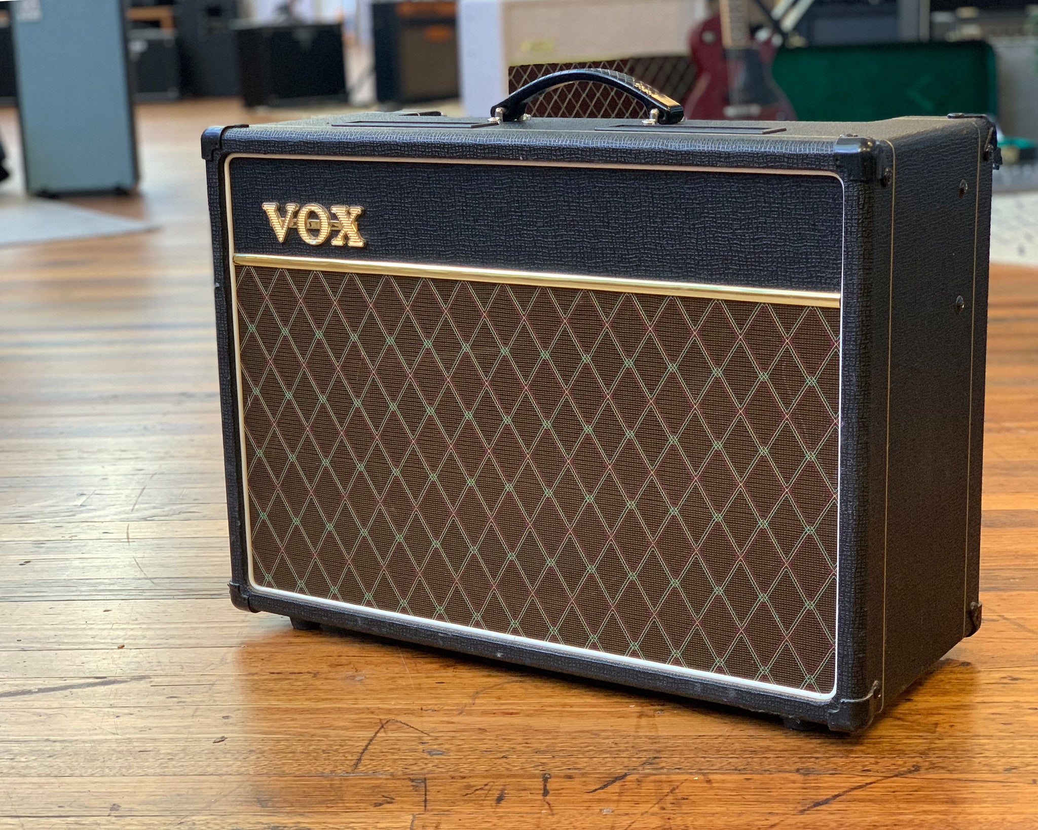 VOX AC15C1 – Found Sound